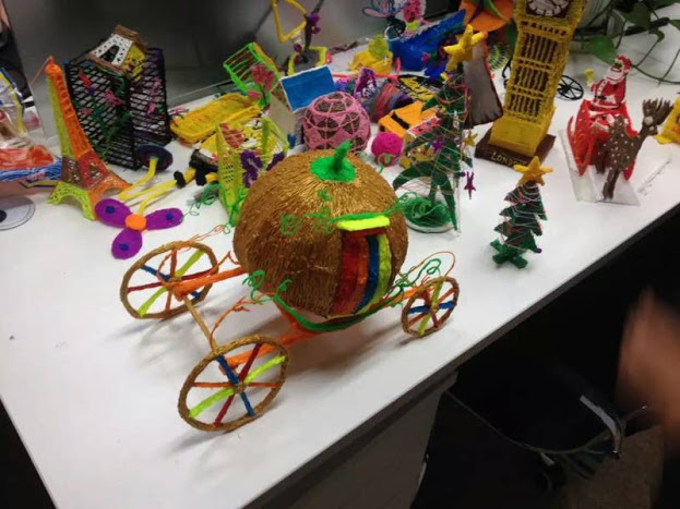 GALLERY | Sky Writer